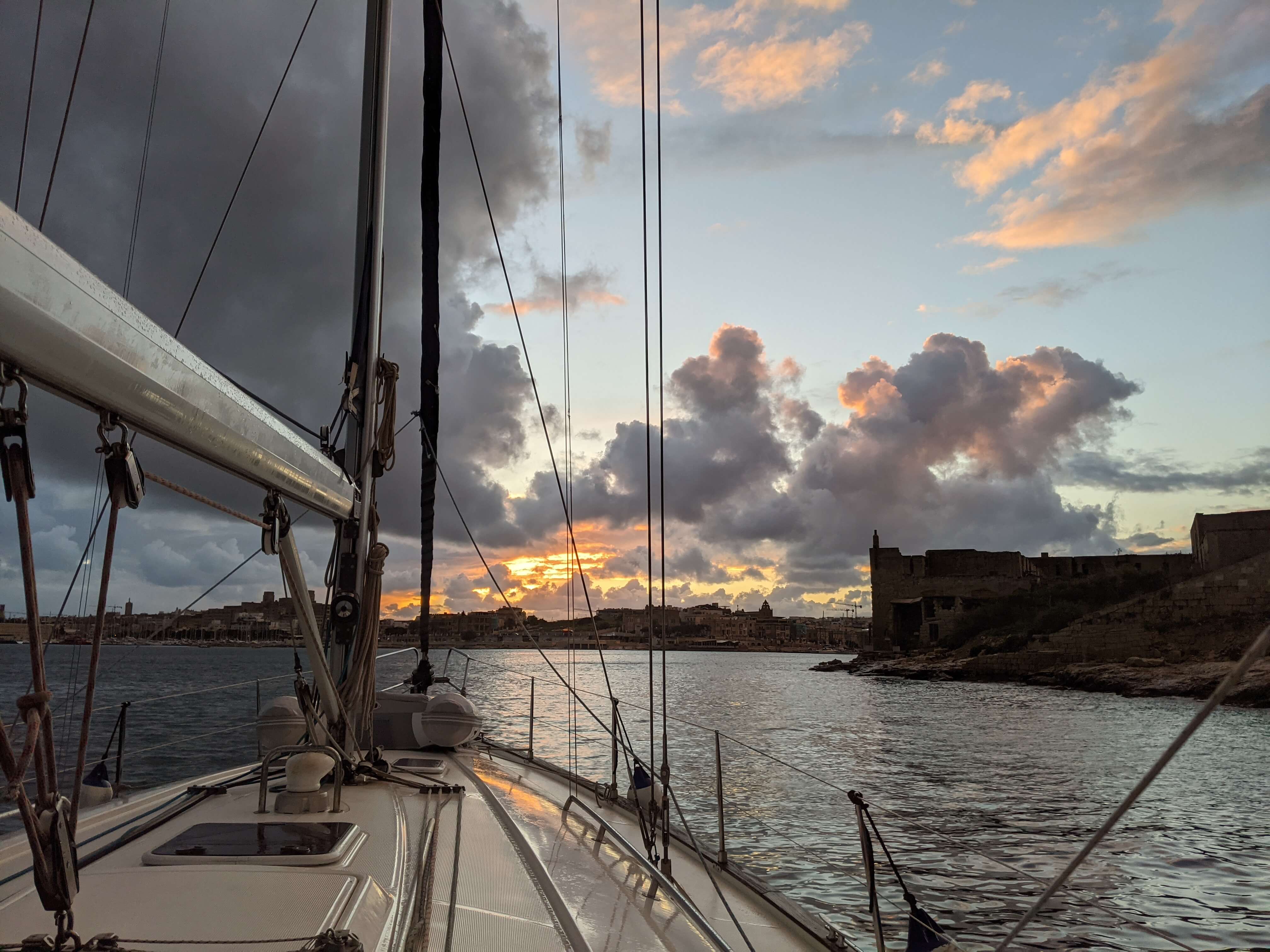 Sailing School Malta: RYA Sailing Courses & Malta Nautical Licence